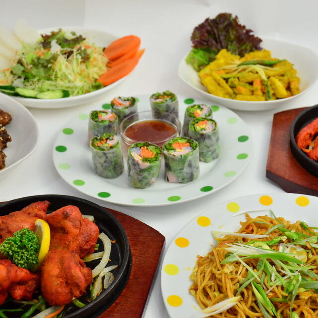 《PARTY MENU》Aset ¥2,200 : ハムロキッチン （HAMRO KITCHEN） - あすなろう四日市/ネパール料理 | 食べログ