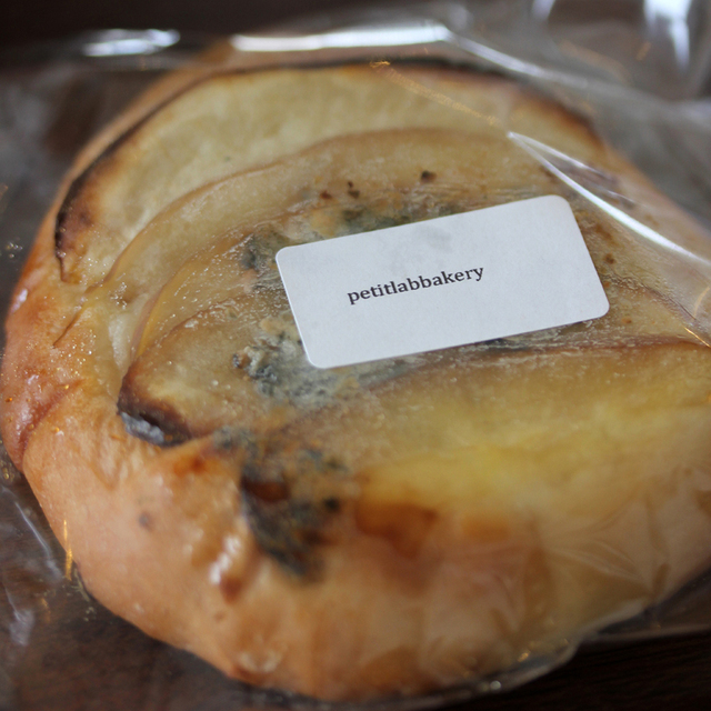 【移転】プチラボベーカリー （Petit lab Bakery） - 重安/パン | 食べログ