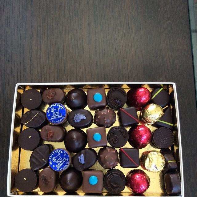 Au Chat Bleu Le Chat Bleu a Paris - パリ/チョコレート | 食べログ