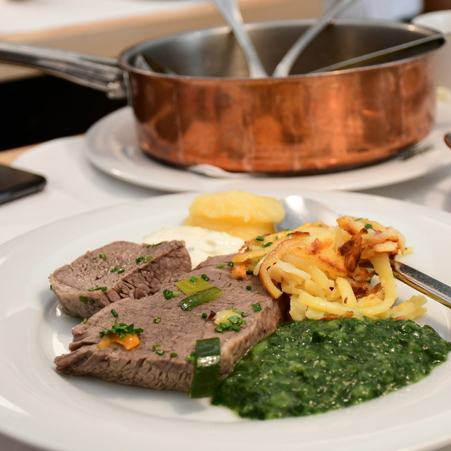 PLACHUTTAS Gasthaus zur Oper - ウィーン/ヨーロッパ料理 | 食べログ