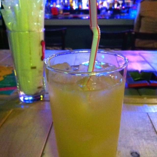 ドリンクメニュー : Y8/BABABAR （Y8BABABAR） - 長堀橋/バー | 食べログ