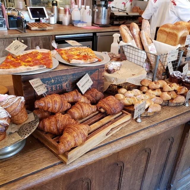 ザ リトル ベーカリー トーキョー （The Little BAKERY Tokyo） - 明治神宮前/パン [食べログ]