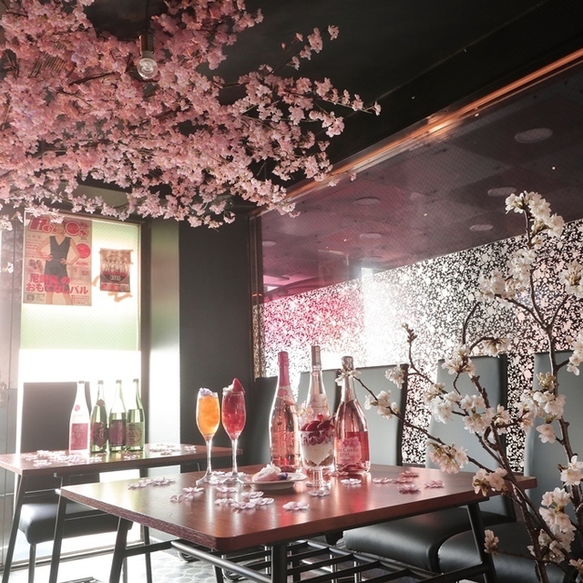 Dining Bar Hellos （【旧店名】What's!! ） - 尼崎（阪神）/ダイニングバー [食べログ]