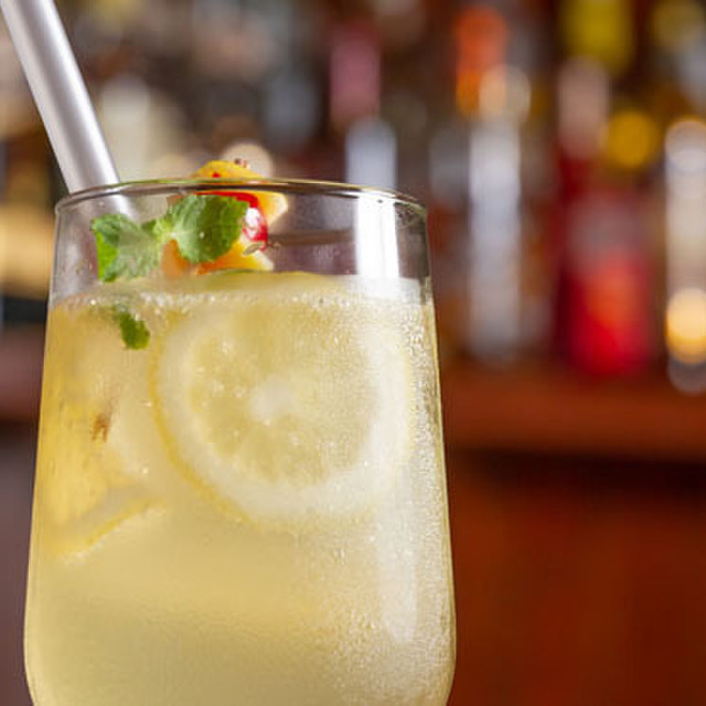 写真 : chugalug （チャガラグ） - 神戸三宮（阪急）/ダイニングバー [食べログ]