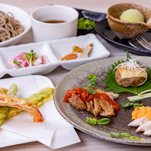 ランチメニュー : RAKUEI SOBA （ラクエイ ソバ） - 三宮（神戸市営）/そば | 食べログ