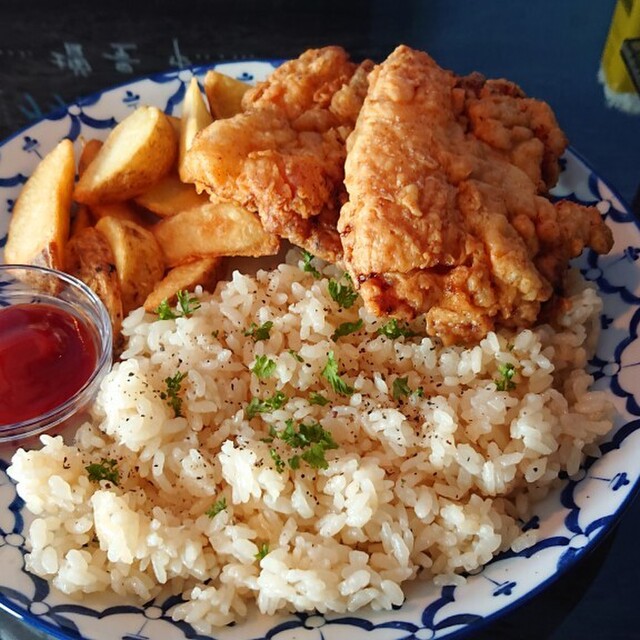FRIED CHICKEN Tiger （フライドチキン・タイガー） - 京成千葉/ダイニングバー | 食べログ
