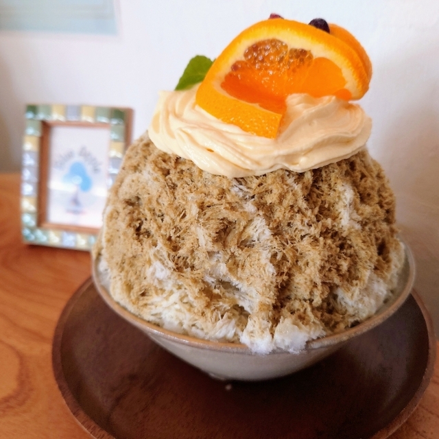 Blue Apple shaved ice Cafe （ブルーアップル シェイブドアイスカフェ） - 東武和泉/かき氷 | 食べログ
