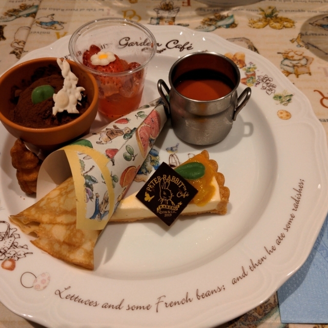 ピーターラビットカフェ 横浜ハンマーヘッド店 （PETER RABBIT CAFE） - 馬車道/カフェ | 食べログ