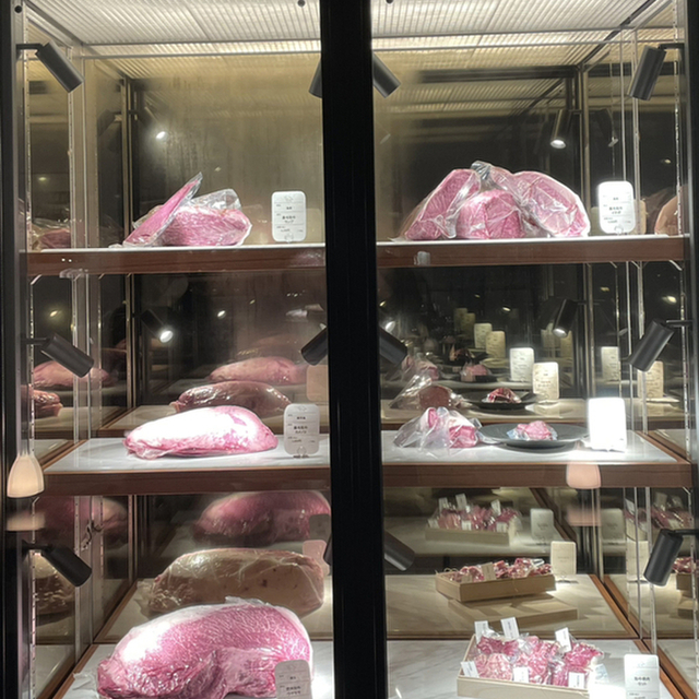 写真 : PURE MEAT SHOP COUNTER （ピュア ミート ショップ カウンター） - 北参道/ダイニングバー | 食べログ