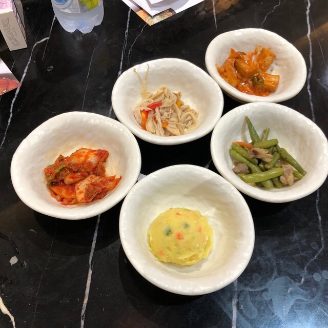 口コミ一覧 : YONGDAERI KOREAN RESTO & BBQ - ジャカルタ/韓国料理 [食べログ]