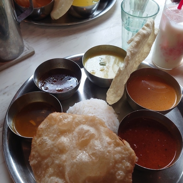 写真 3ページ目 : 三燈舎 （SANTOSHAM） - 小川町/インド料理 | 食べログ