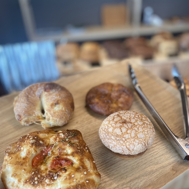 料理写真 : Loop a Bread （ループ ア ブレッド） - 太宰府/パン | 食べログ