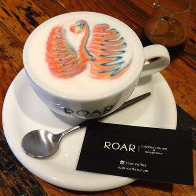 ロアーコーヒーハウス＆ロースタリー （ROAR Coffee House & Roastery） - 八丁堀/カフェ | 食べログ
