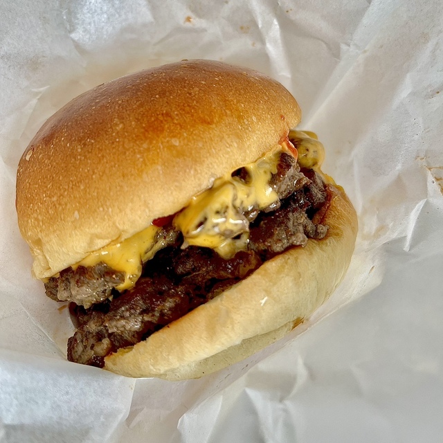 GYUGYU BURGER 三鷹本店 （ギュウギュウ バーガー） - つつじケ丘/ハンバーガー | 食べログ