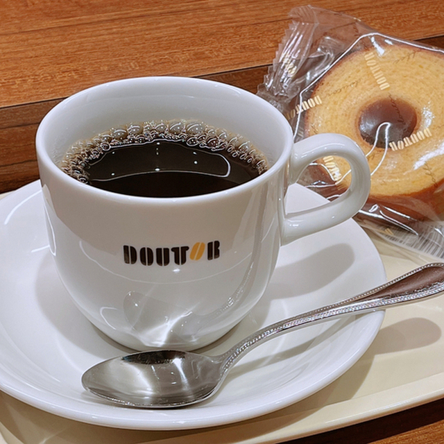 ドトールコーヒーショップ 新橋外堀通り店 （DOUTOR COFFEE SHOP） - 新橋/カフェ | 食べログ