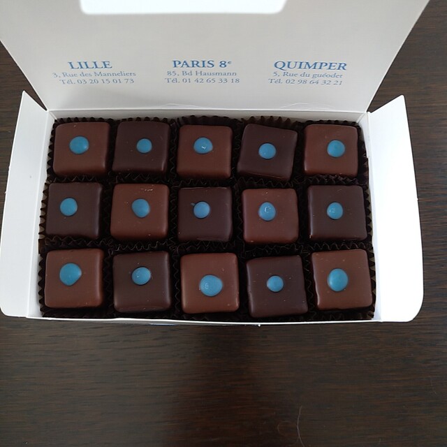 Au Chat Bleu Le Chat Bleu a Paris - パリ/チョコレート | 食べログ