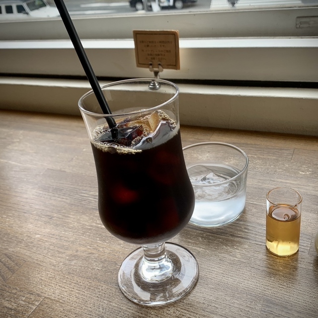 内観写真 : 2F coffee （ニエフコーヒー） - 八丁堀/カフェ | 食べログ