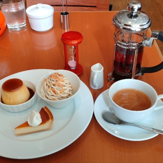 カフェ モロゾフ 京阪百貨店くずはモール店 （Cafe Morozoff） - 樟葉/カフェ | 食べログ