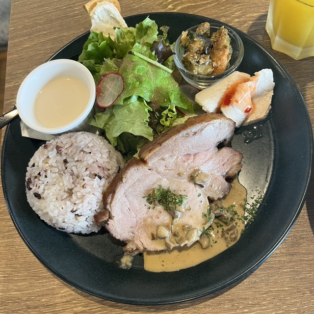 ナンバー ファイブ カフェ （NUMBER FIVE CAFE） - 塚口（阪急）/カフェ/ネット予約可 | 食べログ