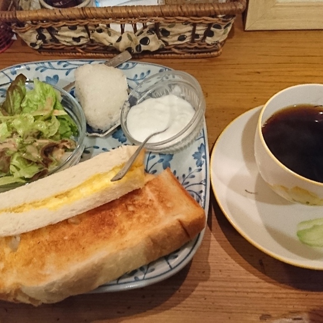 CAFE Pierrot - 余部/カフェ | 食べログ