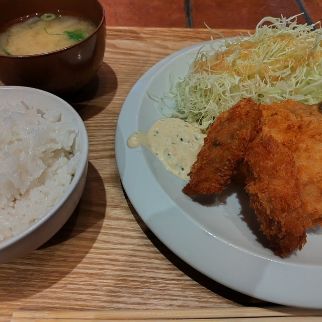BOMA YE （ボンバイエ） - 都農/食堂 | 食べログ