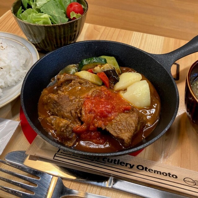 ブッチャーズ オウミビーフ キッチン アンド カフェ スタンド （BUTCHER'S OMI BEEF Kitchen & Cafe ...