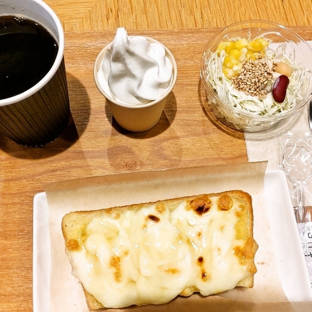 BOOKMARK CAFE （ブックマークカフェ） - 旭川/カフェ | 食べログ