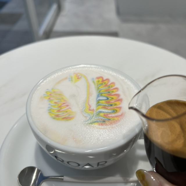 ロアーコーヒー 銀座店 （ROAR COFFEE） - 東銀座/カフェ | 食べログ