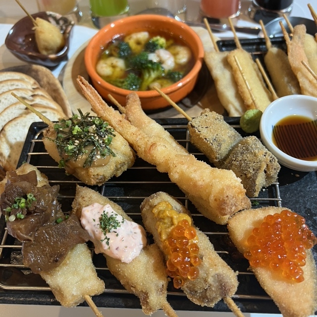 料理写真 : 串揚げスタンド HACHIMITSU 錦通り店 （888） - 栄（名古屋）/居酒屋 | 食べログ