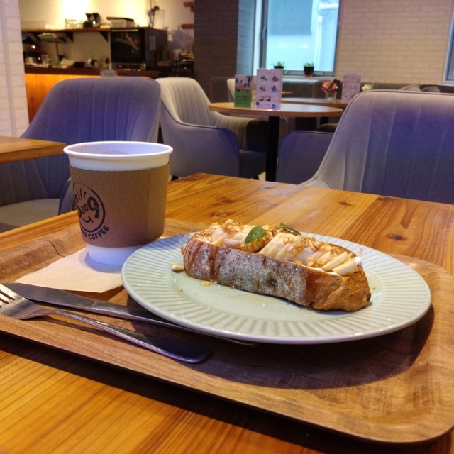 Sun9 Coffee （サンキュー コーヒー） - 堺筋本町/カフェ | 食べログ