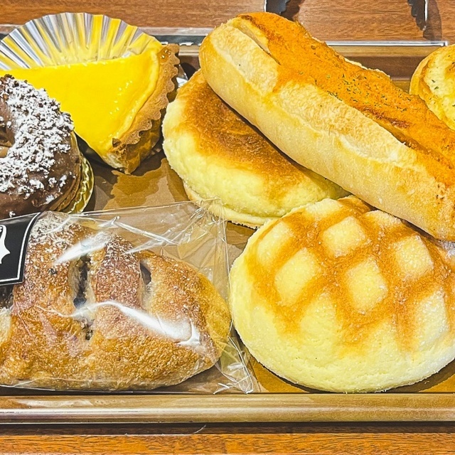 ペインアンドカフェ アメリ （PAIN&CAFE Ameri） - 比地大/パン | 食べログ