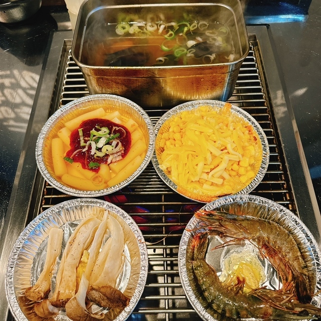 内観写真 : 貝焼き 92 （グイ） - 鶴橋/韓国料理 | 食べログ