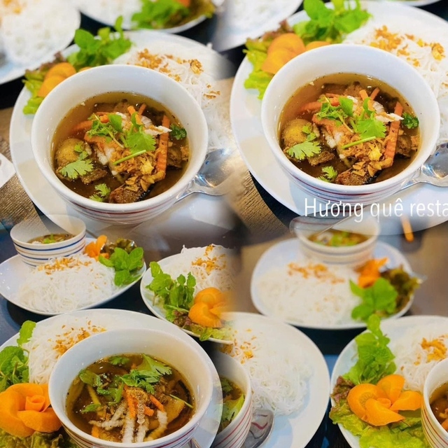 HUONG QUE RESTAURANT （フオンクエ レストラン） - 日本橋/ベトナム料理 | 食べログ