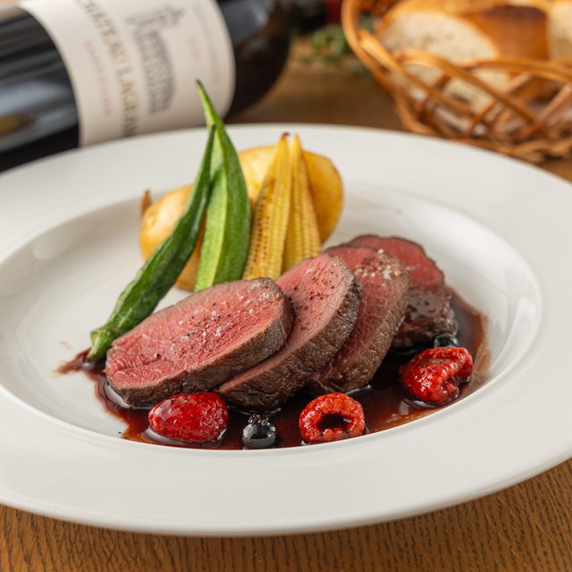 メインが☆国産鶏もも肉のオーブン焼き☆2時間飲み放題(90分L.O)4名様～OK 20名様迄★電話でのご予約となります : Bistro KI ...