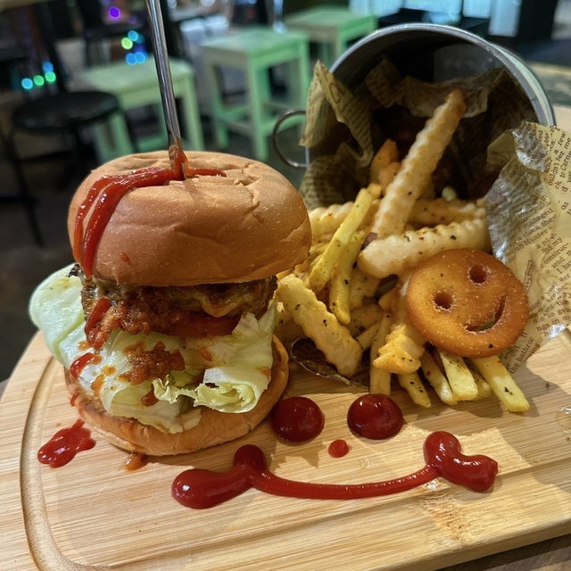 Yura Yura 2nd （ユラ ユラ セカンド） - 牧志/カフェ | 食べログ