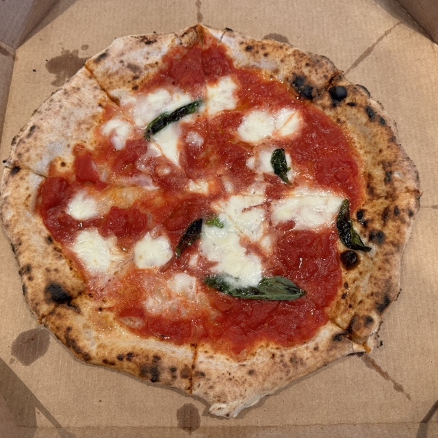 口コミ一覧 : 薪窯PIZZERIA Meglio （ピッツェリア・メリオ） - 宮木/ピザ [食べログ]