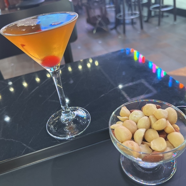 GiGO Arcade Café KITTE大阪 （ギーゴ アーケード カフェ キッテ） - 西梅田/カフェ | 食べログ