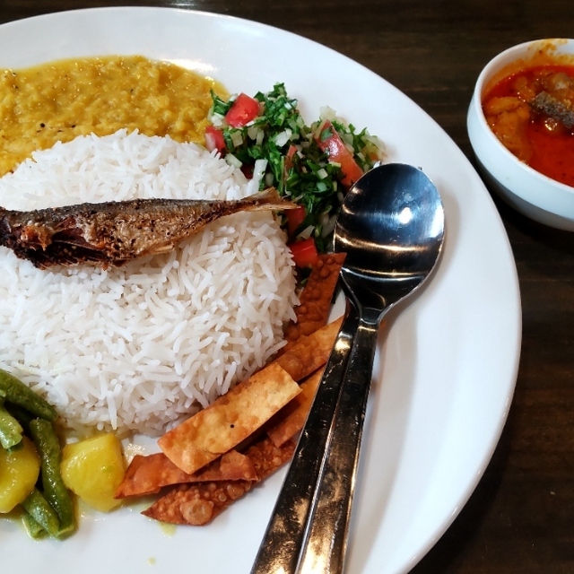 CEYLON Tea HOUSE RESTAURANT & BAR （セイロン ティー ハウス レストラン & バー） - 青木/スリランカ ...