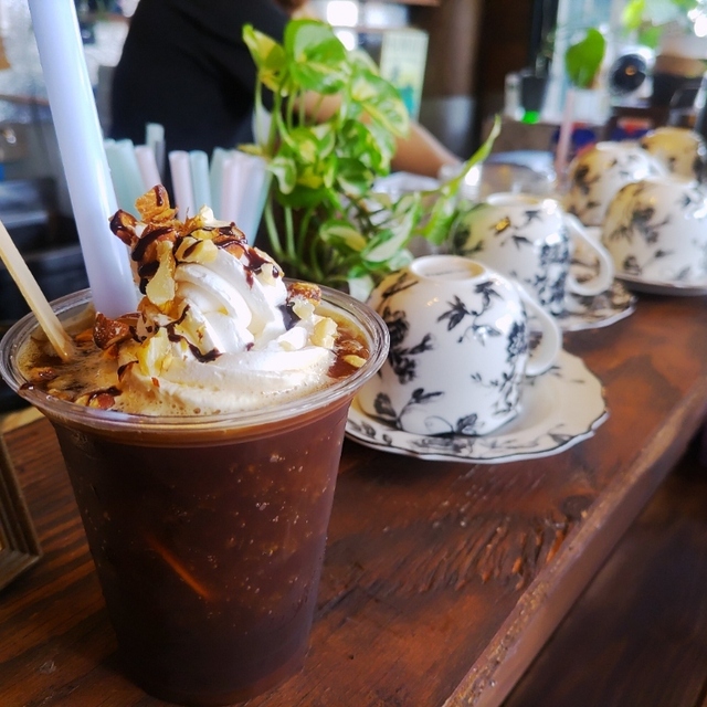 YAOJI CAFE （ヤオジ カフェ） - 伊勢原/カフェ | 食べログ