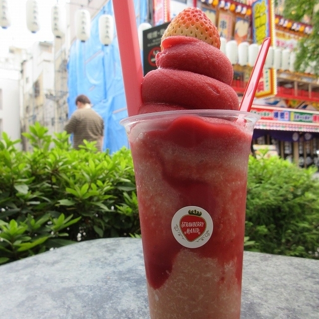 口コミ一覧 : Strawberry Mania なんば南海通り店 （ストロベリーマニア） - 難波（南海）/スイーツ [食べログ]