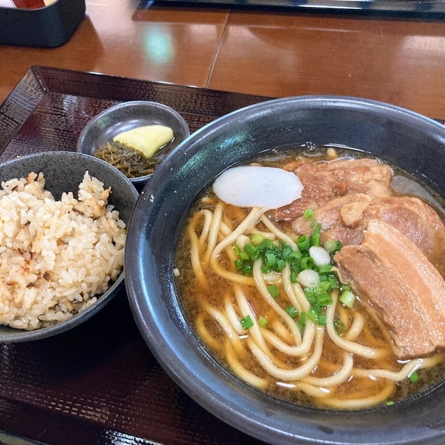 古民家食堂 上江門 （UEJO SOBA） - 八重瀬町/沖縄そば | 食べログ