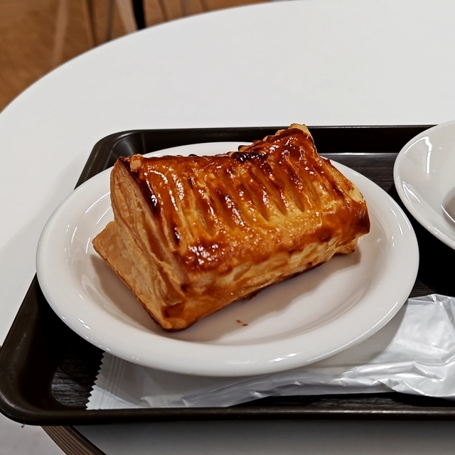 MD Bakery （エムディー ベーカリー） - 御茶ノ水/パン | 食べログ