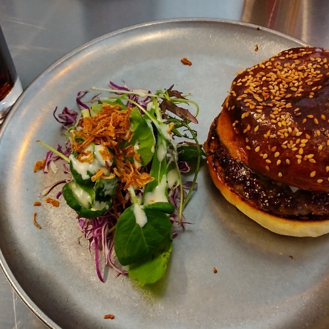 BAKE STUDIO EMBER （ベイク スタジオ エンバー） - 松山市/ハンバーガー | 食べログ