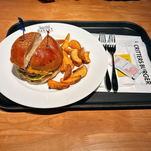 メニュー写真 : CRITTERS BURGER - 大阪/ハンバーガー | 食べログ