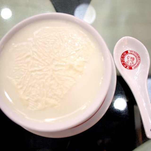 Yee Shun Milk Company Causeway Bay （港澳義順牛奶公司（銅鑼灣）） - 銅鑼湾 コーズウェイベイ/中華菓子 ...