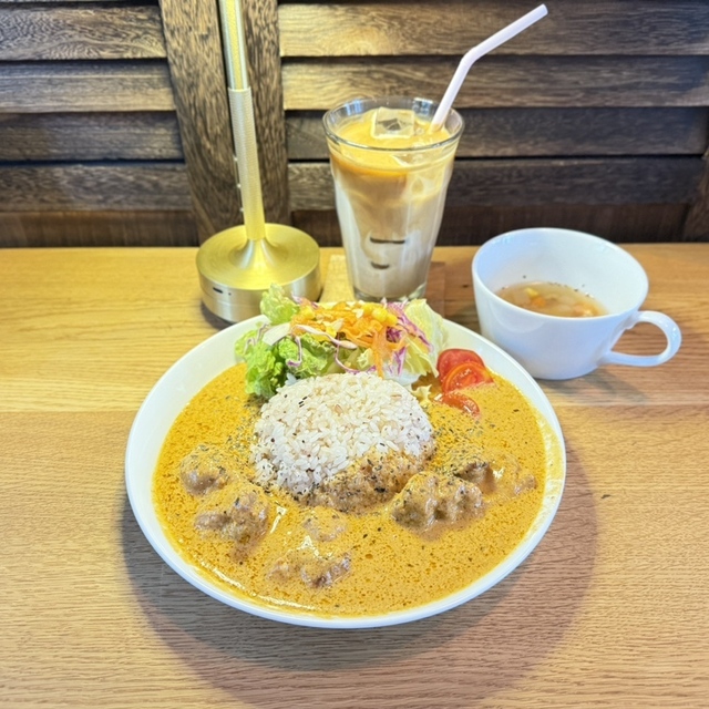 KHAKI CAFE - 上前津/カフェ | 食べログ