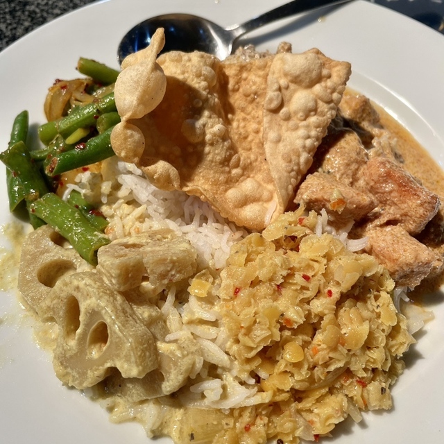CURRY KOEN RESTAURANT & BAR （カレー コーエン レストラン アンド バー） - 鉄道博物館/スリランカ料理 | 食べログ