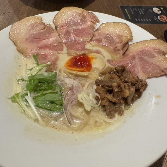 鶏白湯ラーメン suma_suma （スマスマ） - 須磨/ラーメン | 食べログ