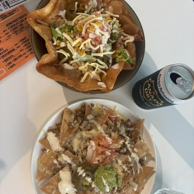 ROCK'N ROLL BURRITO 横須賀店 （ロックンロール ブリトー） - 汐入/メキシコ料理 | 食べログ