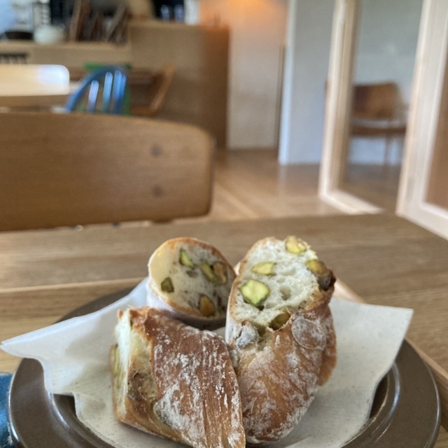 haluta bageri Oiwake （ハルタ ベーガリ オイワケ） - 御代田/パン | 食べログ